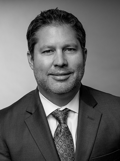 Michael D. Powell | Quinn Emanuel Urquhart & Sullivan, LLP